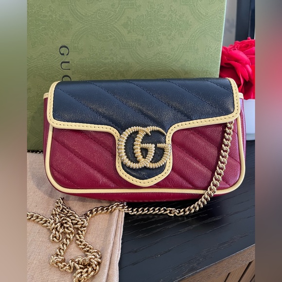 Gucci | Bags | Gucci Siper Mini Crossbody With Gold Hardware New | Poshmark
